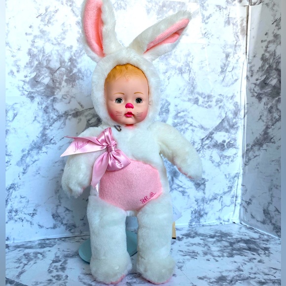 Madame Alexander | Toys | Madame Alexander Hug Me Bunny White And Pink ...